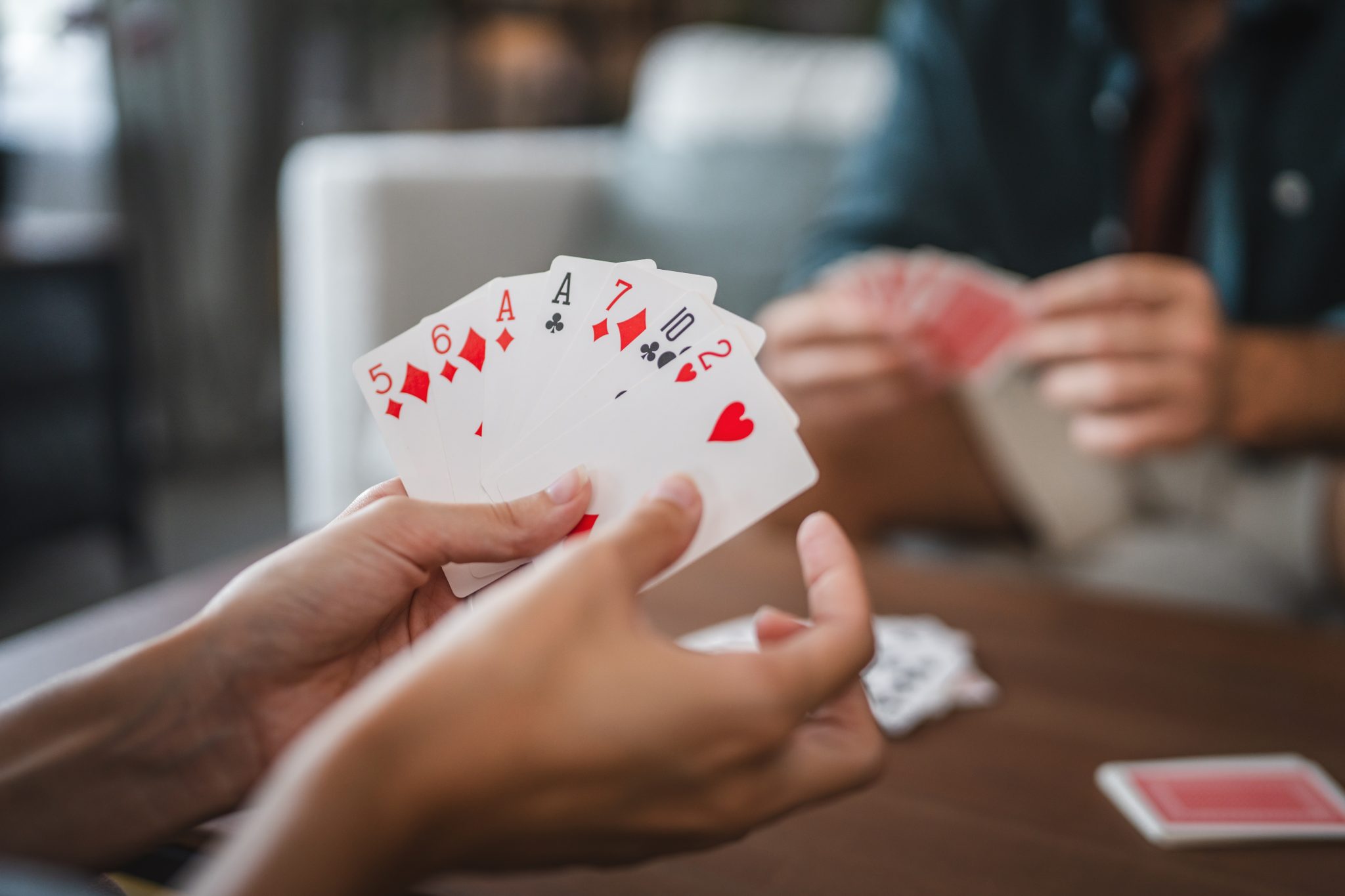 How To Play Thirteen Card Game - Rules & Game Play