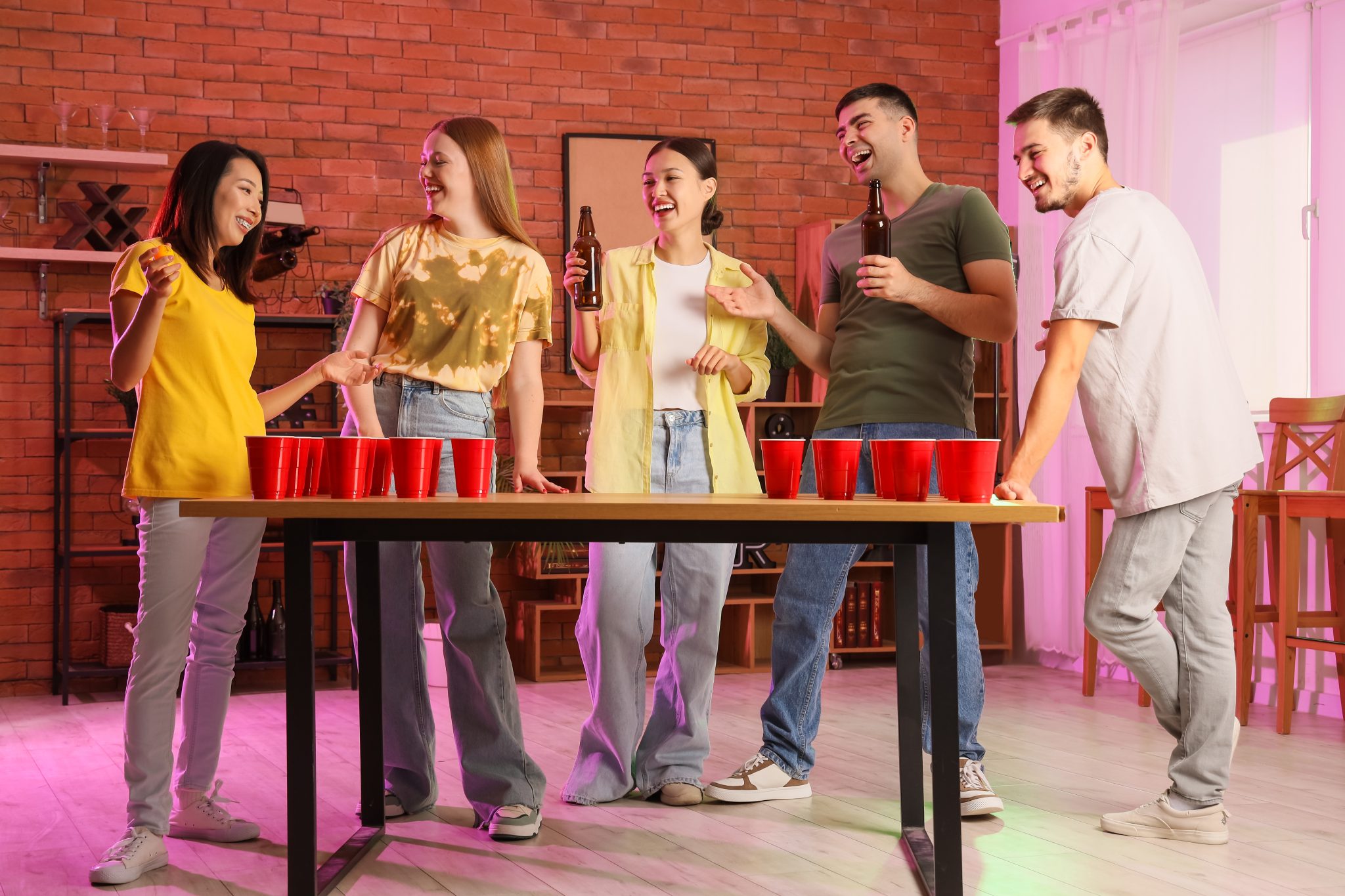 Top 30 Fun Games To Play With Friends in Party, Groups, Outside 2025