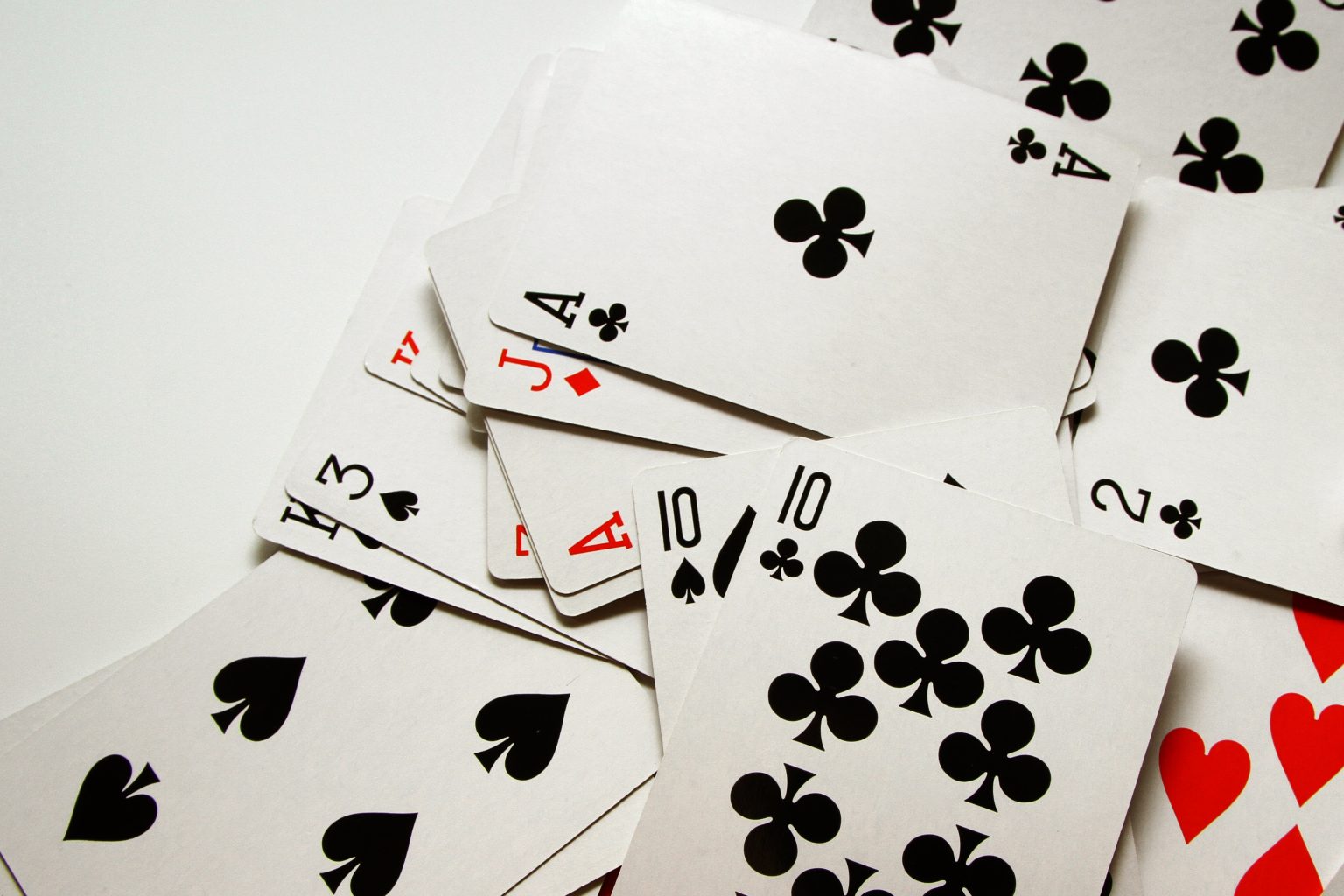 Understanding the Basics of How to Play Slapjack Card Game