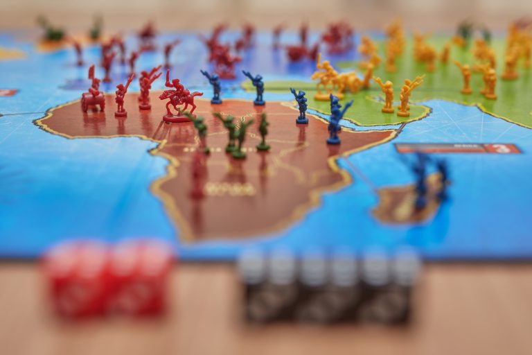 How to Play Risk: Essential Rules and Winning Strategies for Beginners