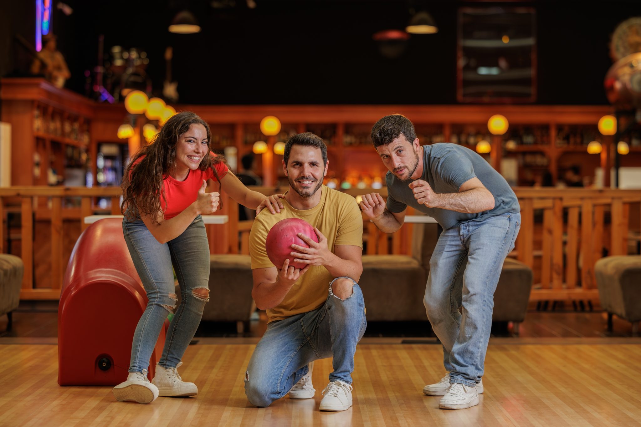 How to Play Bowling: Essential Tips for Beginners to Improve Your Game