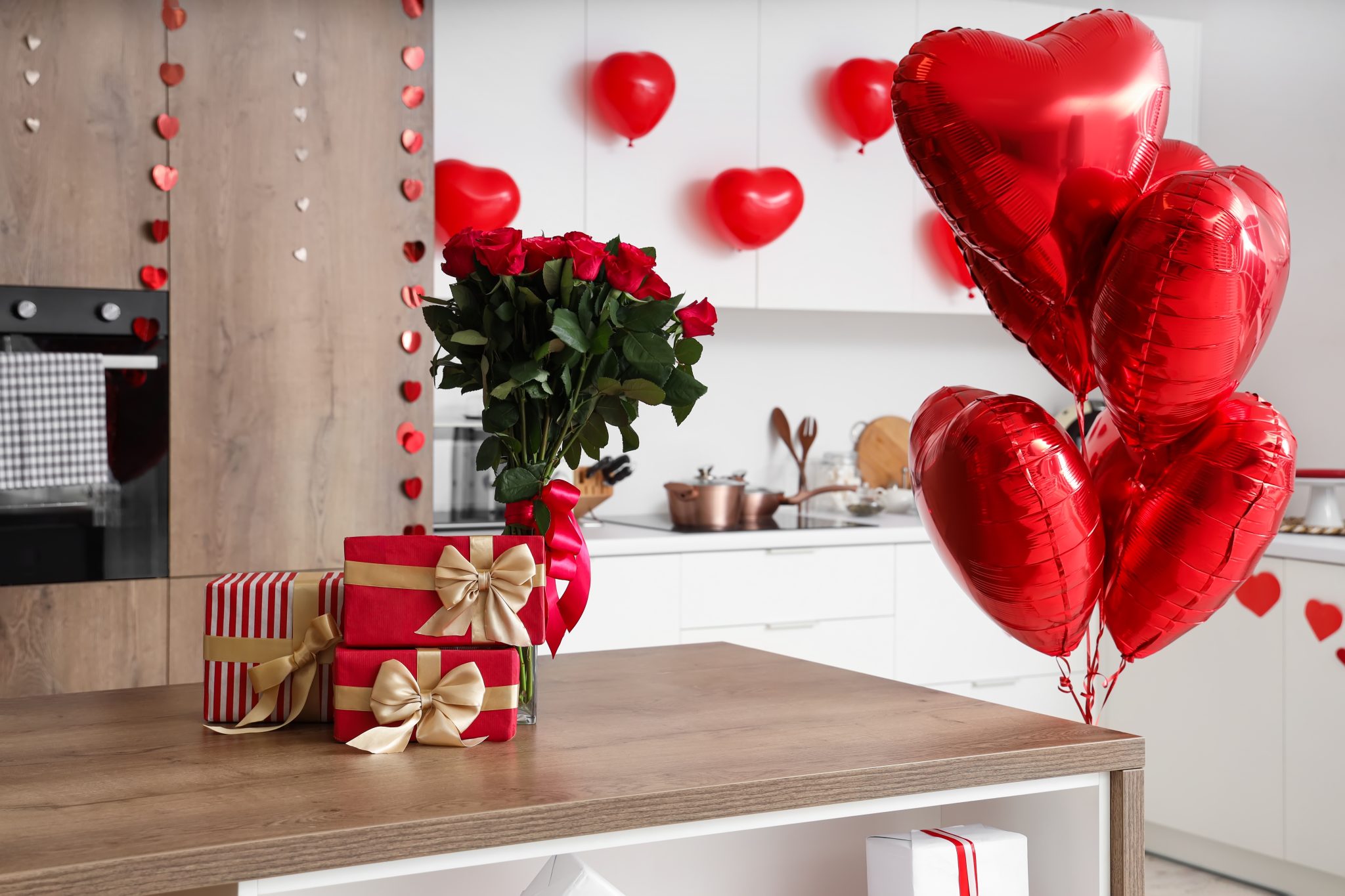 23 Fun Valentine's Day Activities to Connect and Celebrate